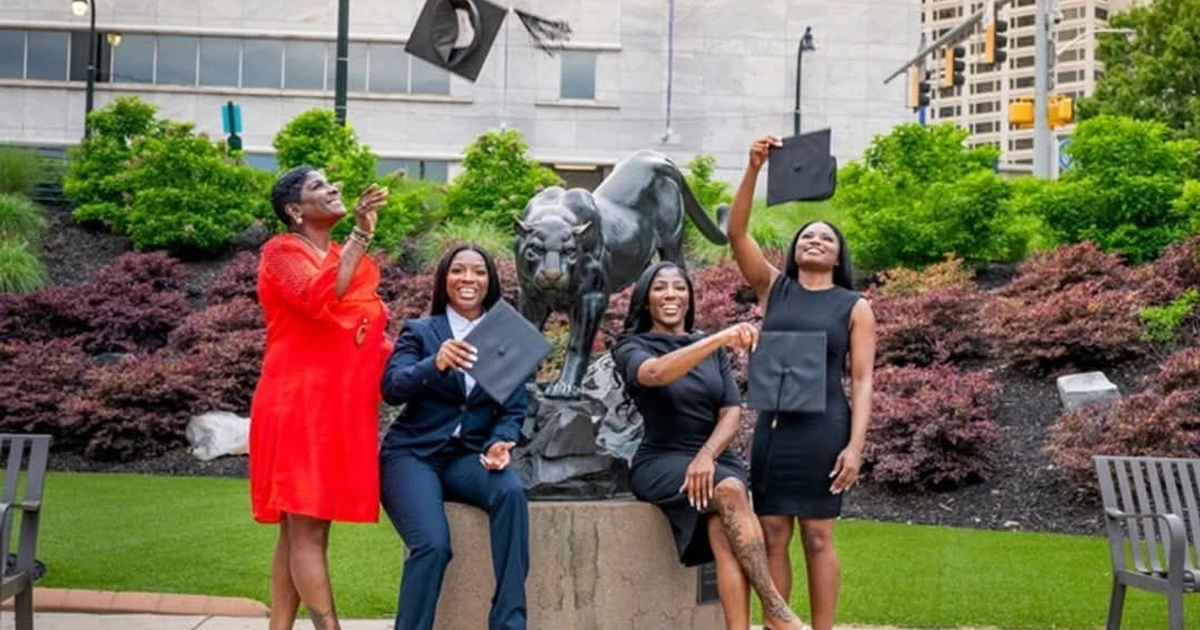 10 Graduation Moments That Inspired Us All This Year - Essence